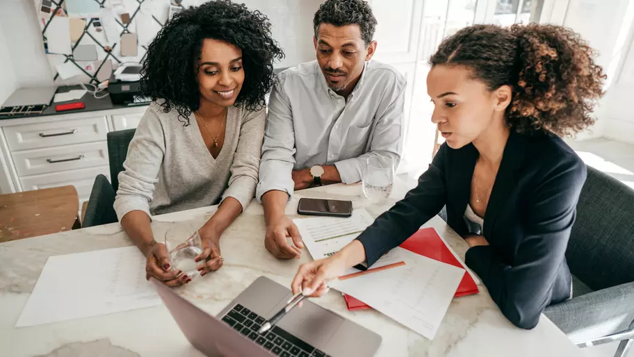 Does a commercial lease need liability insurance?